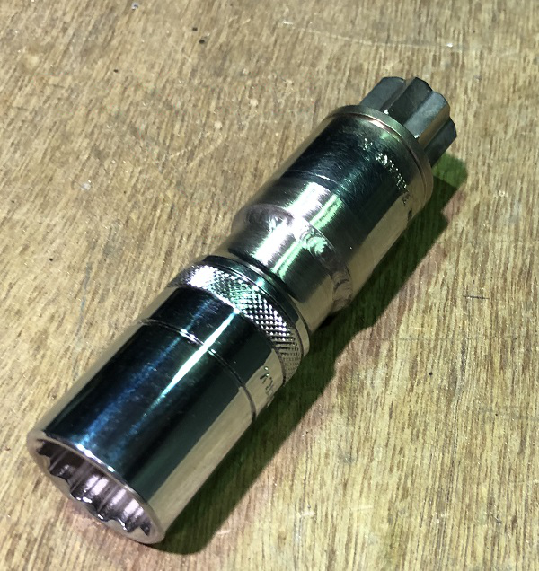 Keel lifting winch adapter socket - Safire Associates