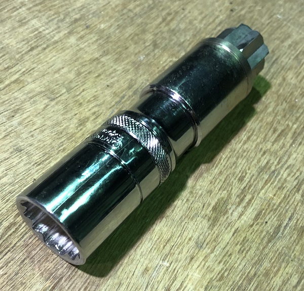 Keel lifting winch adapter socket - Safire Associates