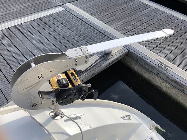 The deep drop sword a stainless steel deep sea fishing rod - Safire ...